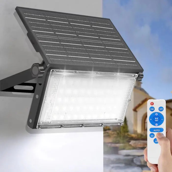 SolarBright 700 – Portable Solar Floodlight with Remote